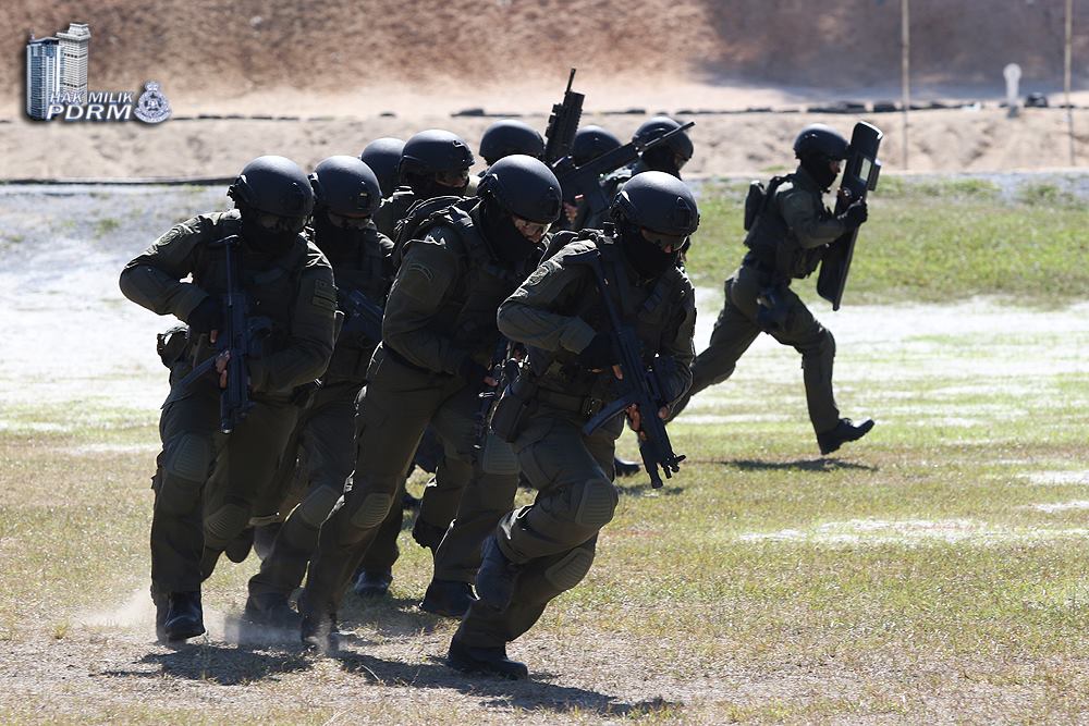 69 KOMANDO TERUS GEMILANG SEBAGAI PASUKAN ELIT PDRM