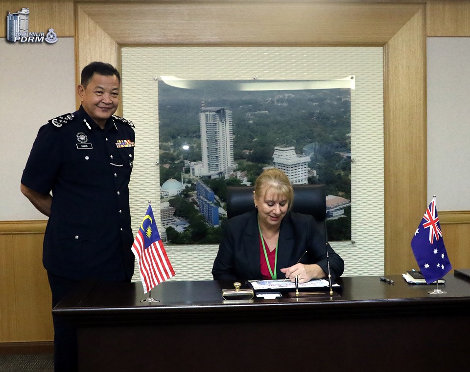 KPN TERIMA KUNJUNGAN HORMAT DARIPADA MANAGER SOUTH EAST ASIA ...